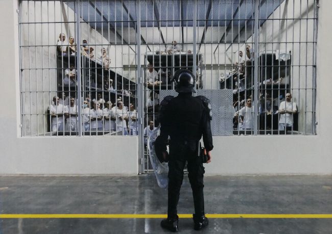 Venezuelans released from El Salvador's Cecot prison denounce "a hell ...