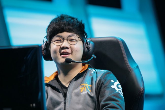 Huni completes the roster of SK Telecom T1 - League of Legends ...