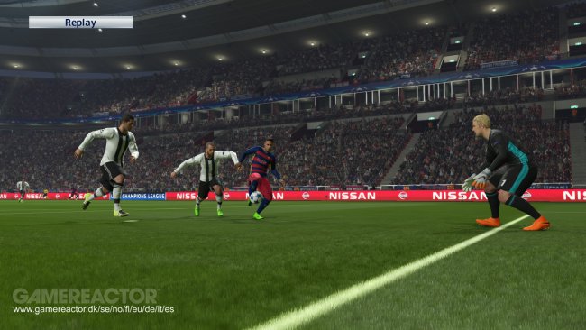 Pro Evolution Soccer 2016 Review - Gamereactor