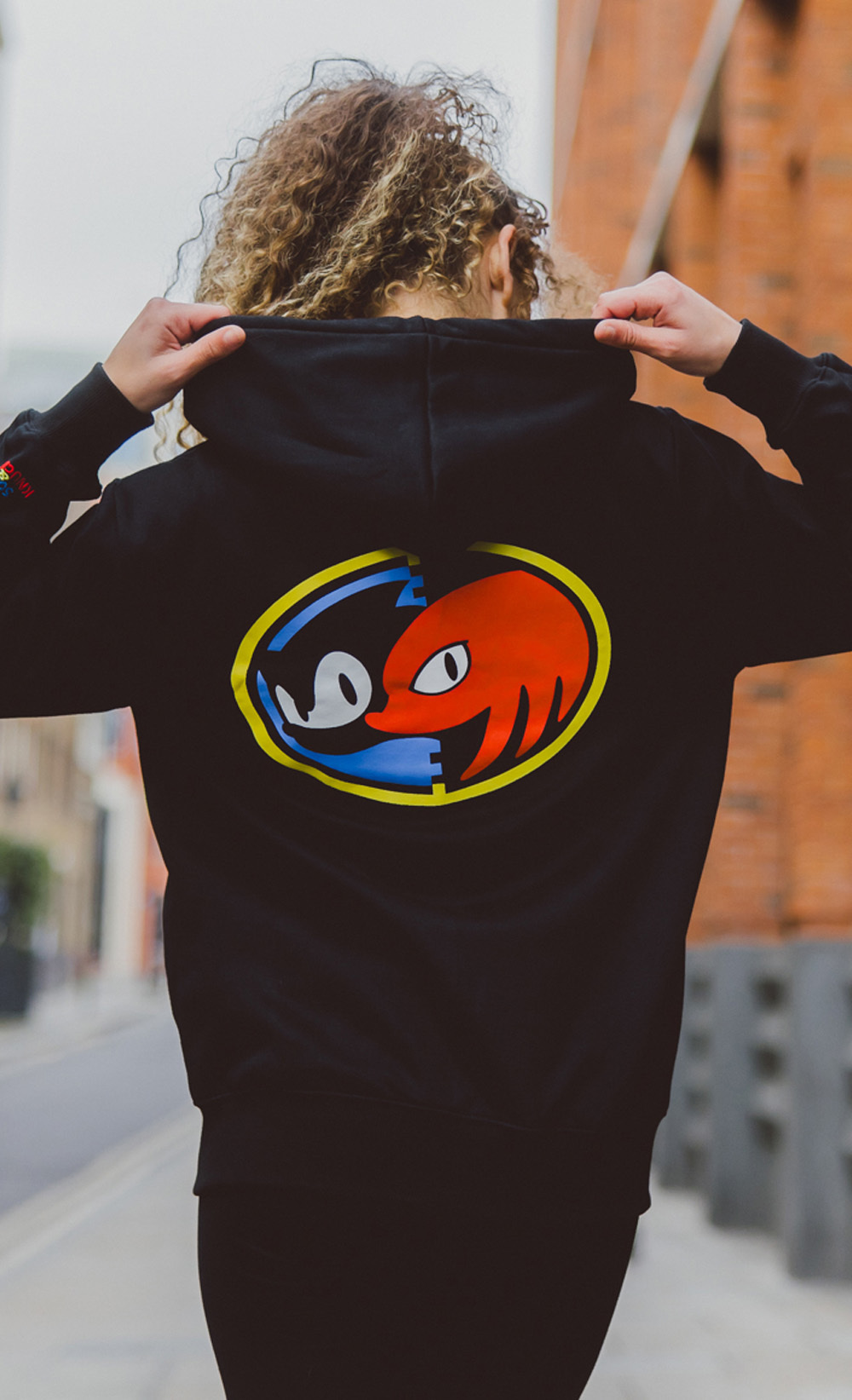 Sega is launching Sonic clothes that older fans will love - - Gamereactor