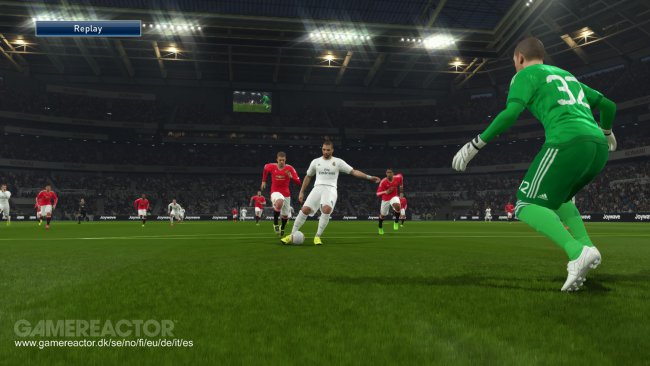 Pro Evolution Soccer 2016 Review - Gamereactor