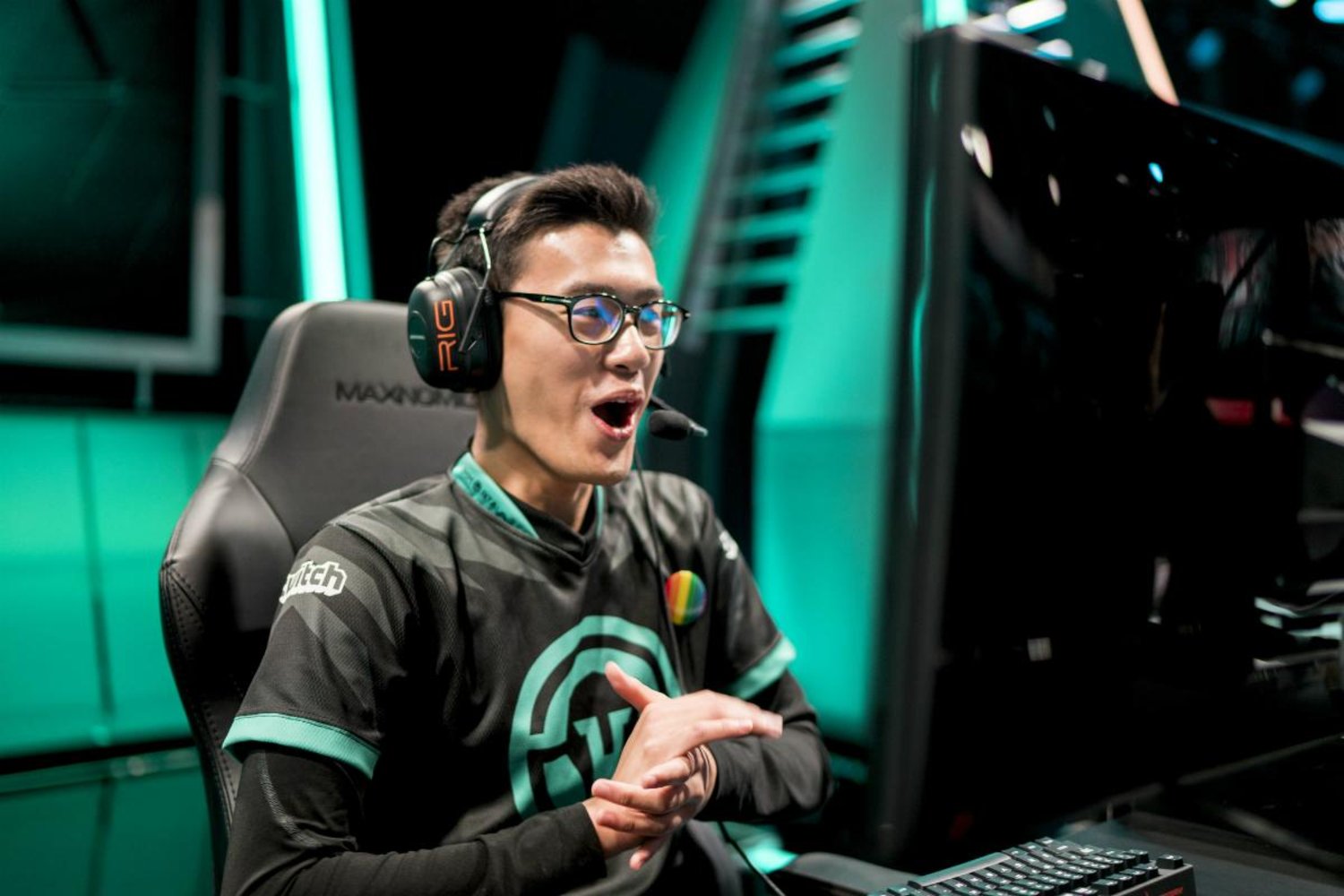 Rumour: WildTurtle to stand in for Doublelift at IEM Oakland - League ...