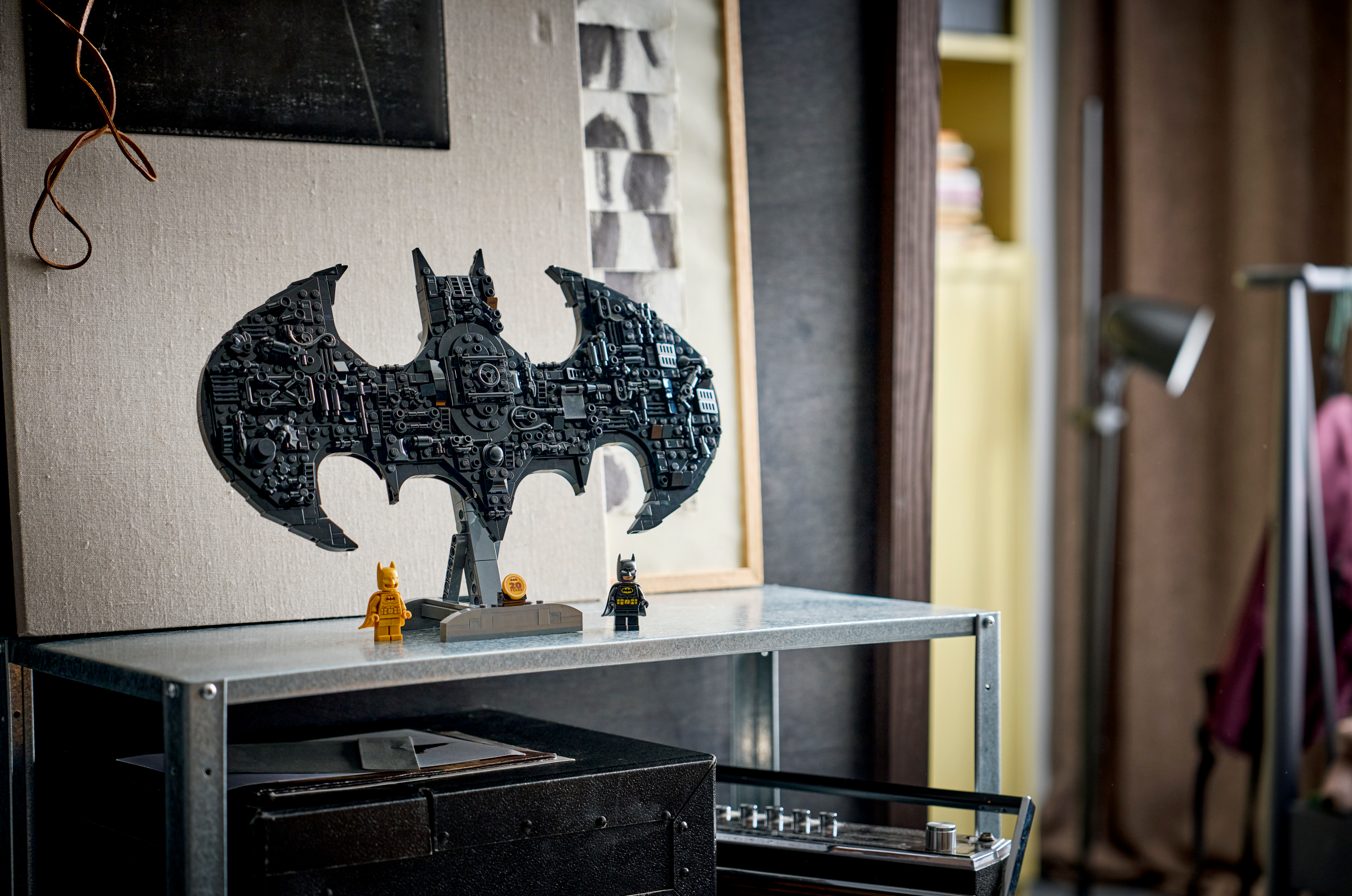 Lego reveals new Batman sets that feature in-game digital content that ...