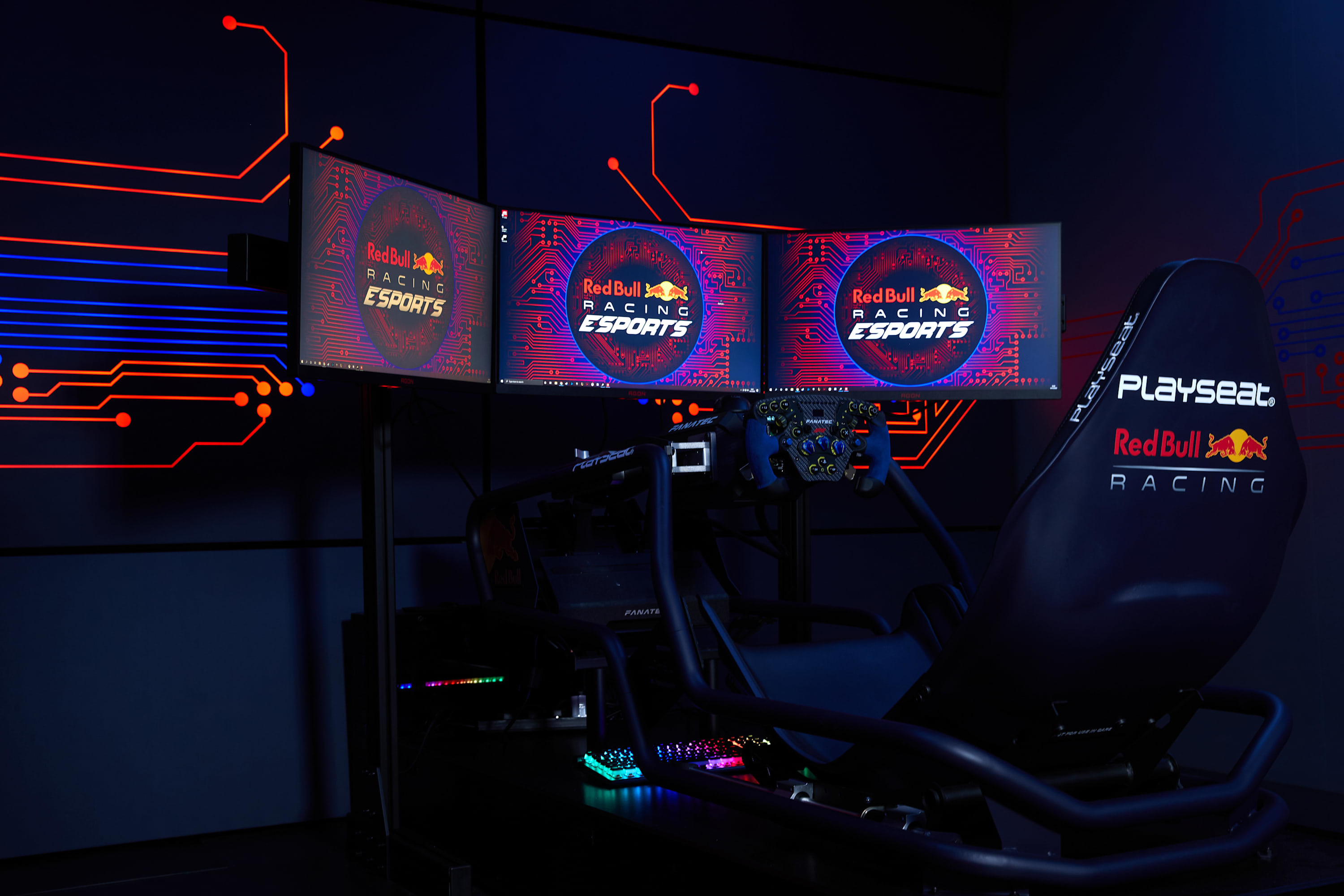 Red Bull opens state-of-the-art sim racing facility - F1 2020 - Gamereactor