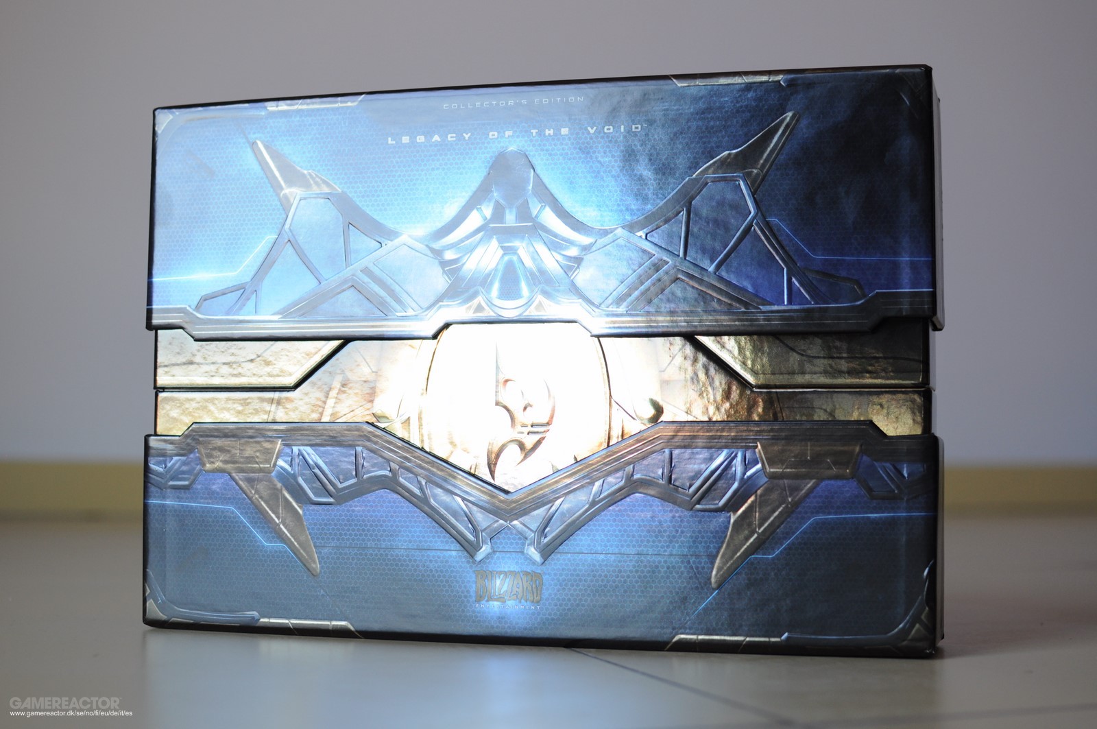 Unboxing Starcraft II: Legacy of the Void Collector's Edition