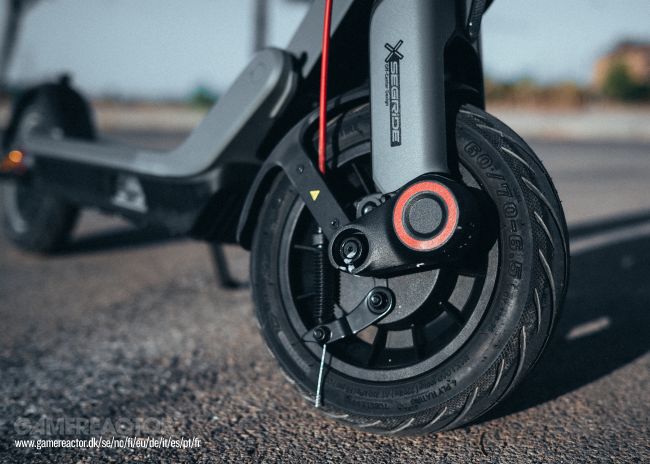 Segway Ninebot E3 Pro E electric scooter - Segway Ninebot E3 E - Gamereactor