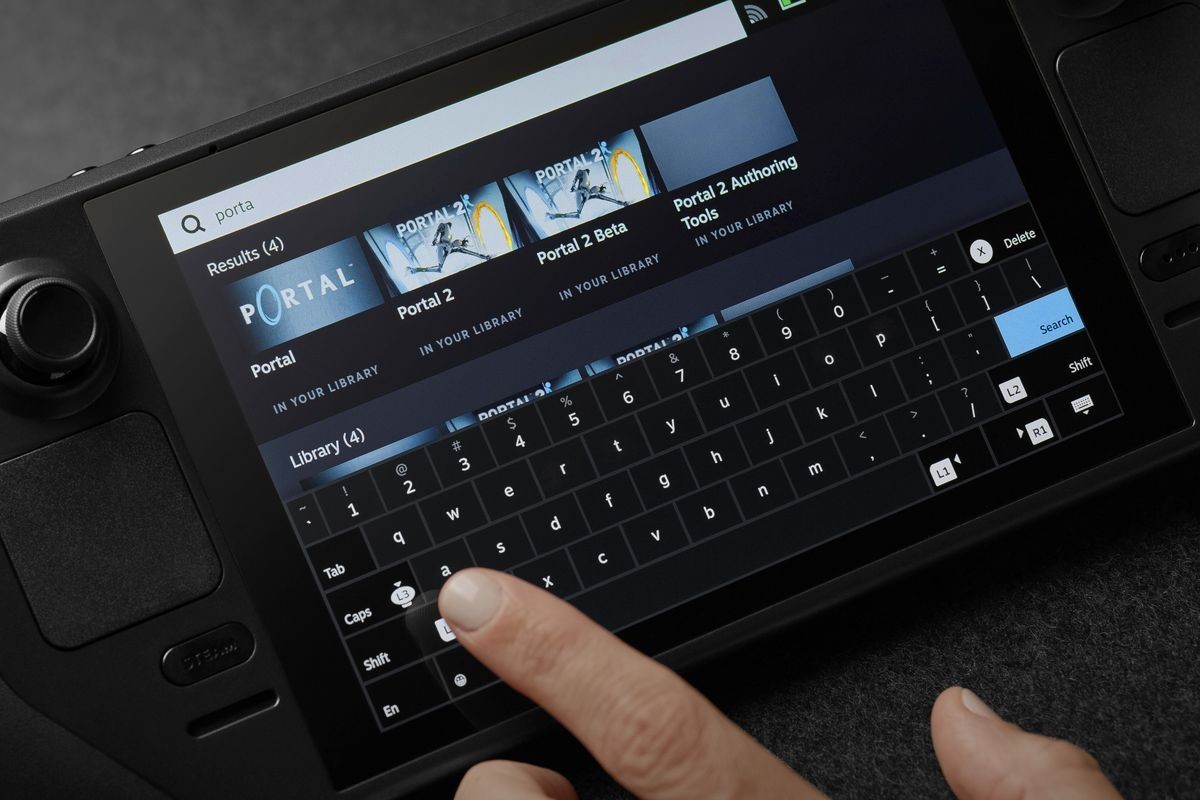 Valve unveils its portable gaming PC - - Gamereactor