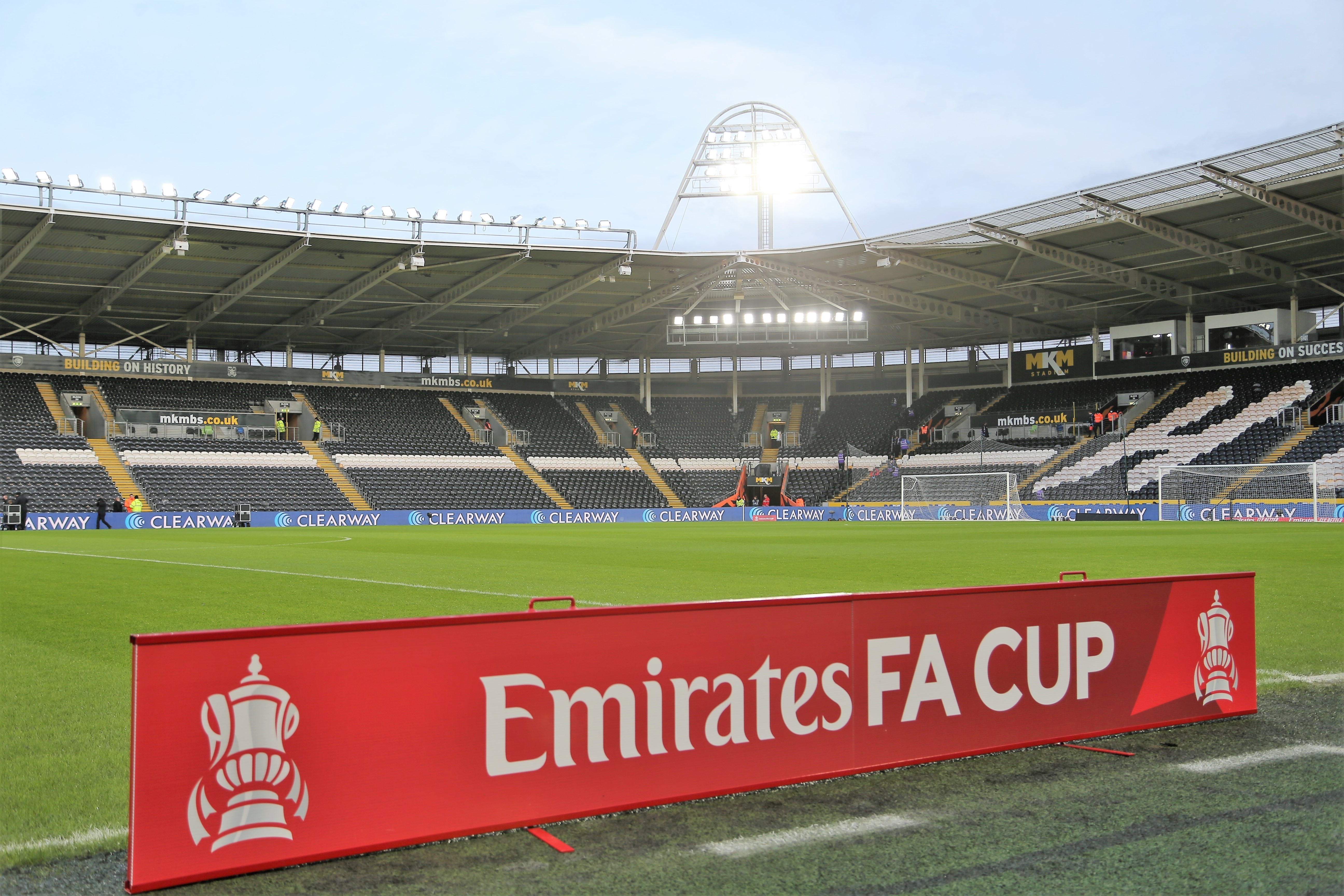 FA Cup quarter-finals drawn with very unusual teams remaining ...