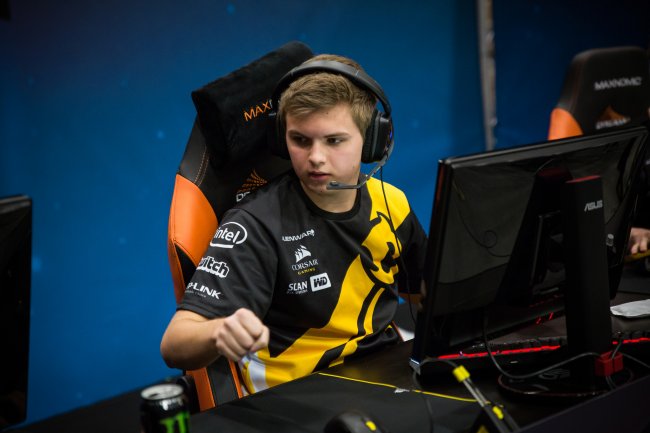 Astralis drops cajunb and brings on Kjaerbye - Counter-Strike: Global ...