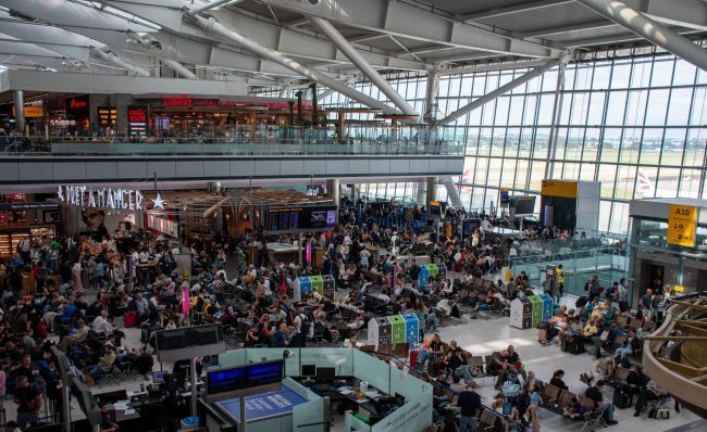 Heathrow Airport restores full operations - - Gamereactor