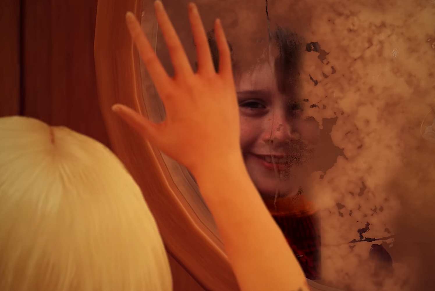 Kevin McCallister from Home Alone is visiting Hitman 3 in delightful video