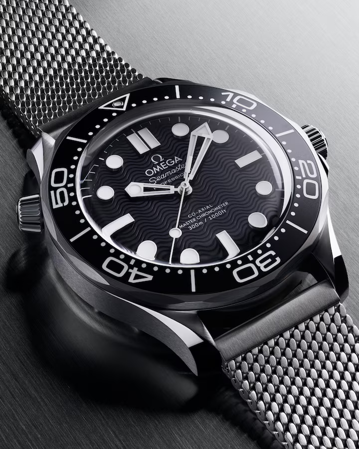You can get Daniel Craig's Omega Seamaster on your wrist - - Gamereactor