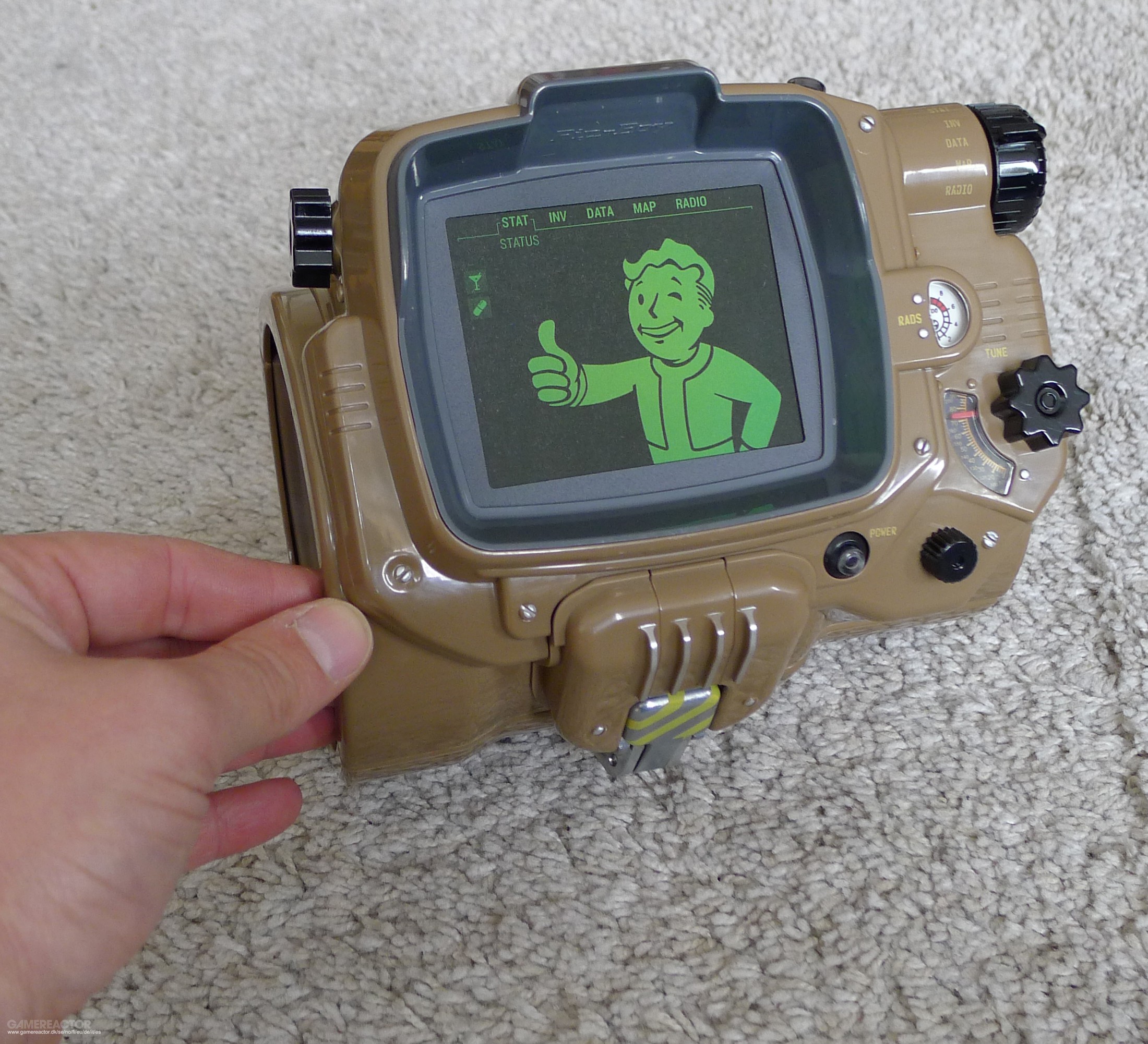 Unboxing Fallout 4: Pip-Boy Collector's Edition