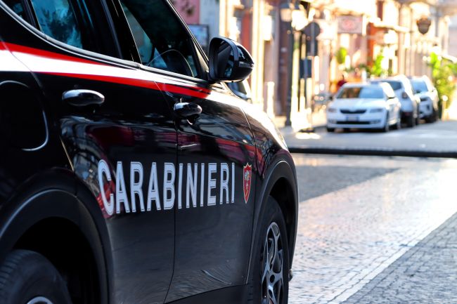 Italian police arrest over 180 people in massive raid to dismantle ...