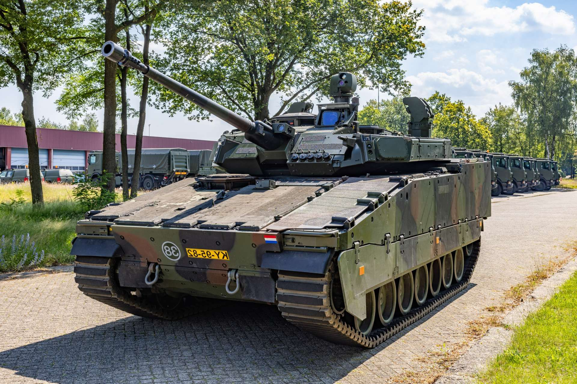 Denmark showcases CV9035 MkIIIC in Arctic trials - - Gamereactor