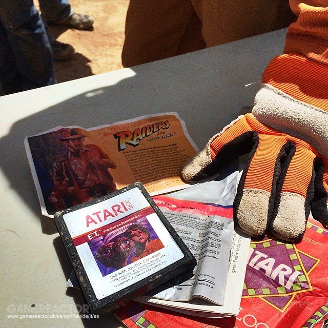 E.T. cartridges unearthed after 30 years - - Gamereactor