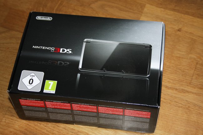 Unboxing Nintendo 3ds Box