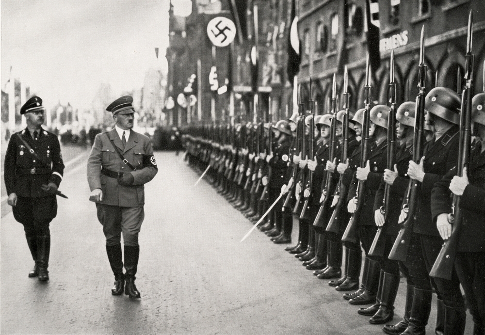 Hitler's hidden genetic sexual disorder reveals even more details ...