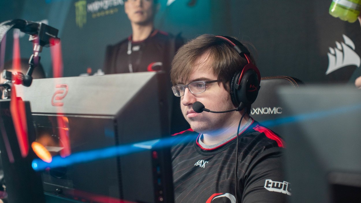 Yay standing in for Complexity Gaming at the ESL Pro League - Counter ...