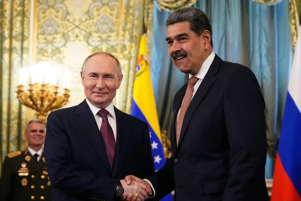 Putin and Maduro strengthen ties with new strategic deal - - Gamereactor