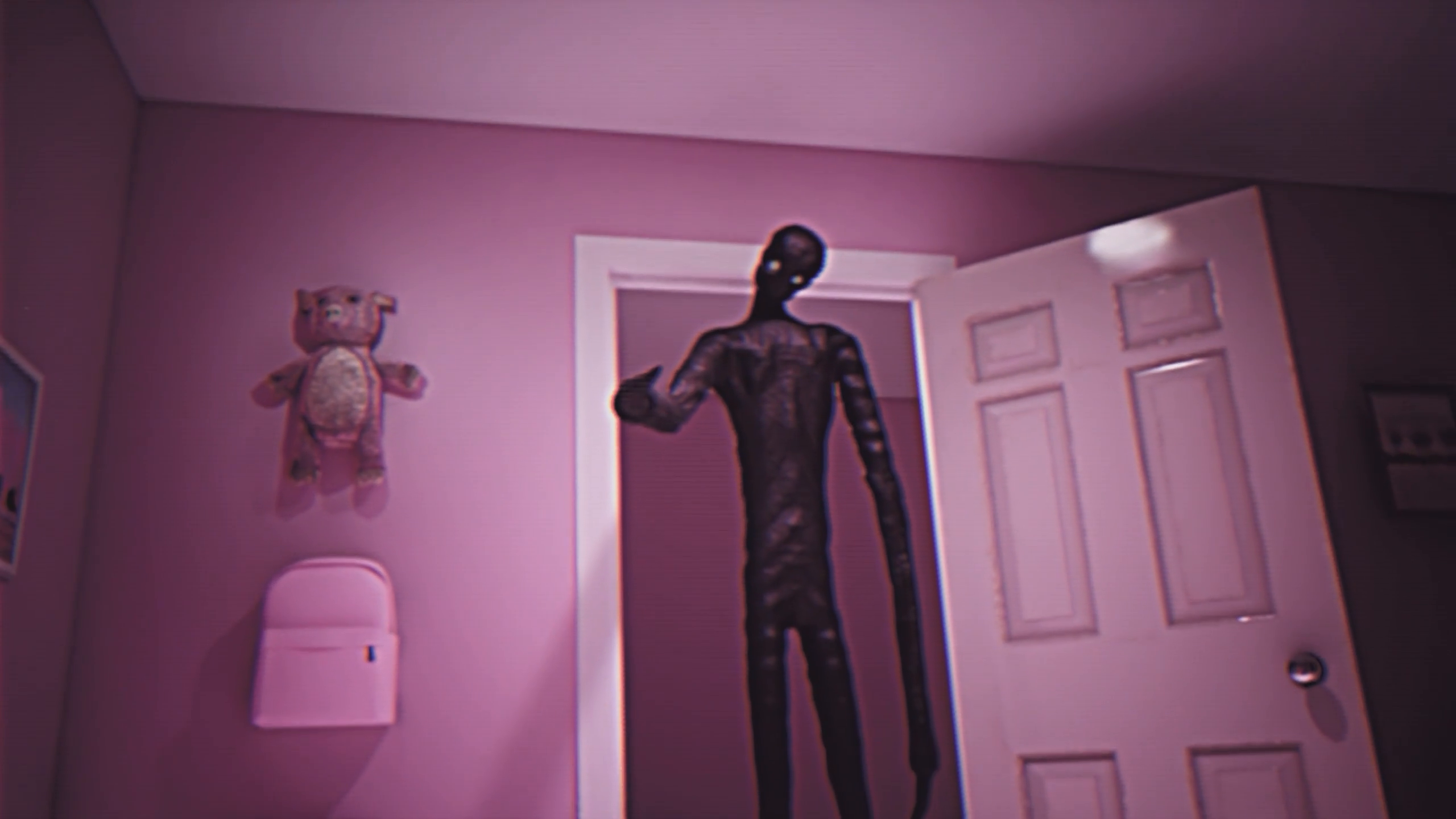 Escape the Backrooms shows off more than 30 levels of horror in new trailer