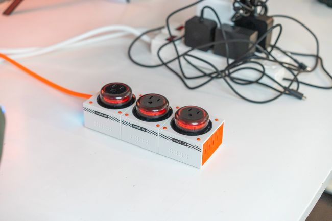 The Moonbase charging hub looks to replace all your current chargers ...