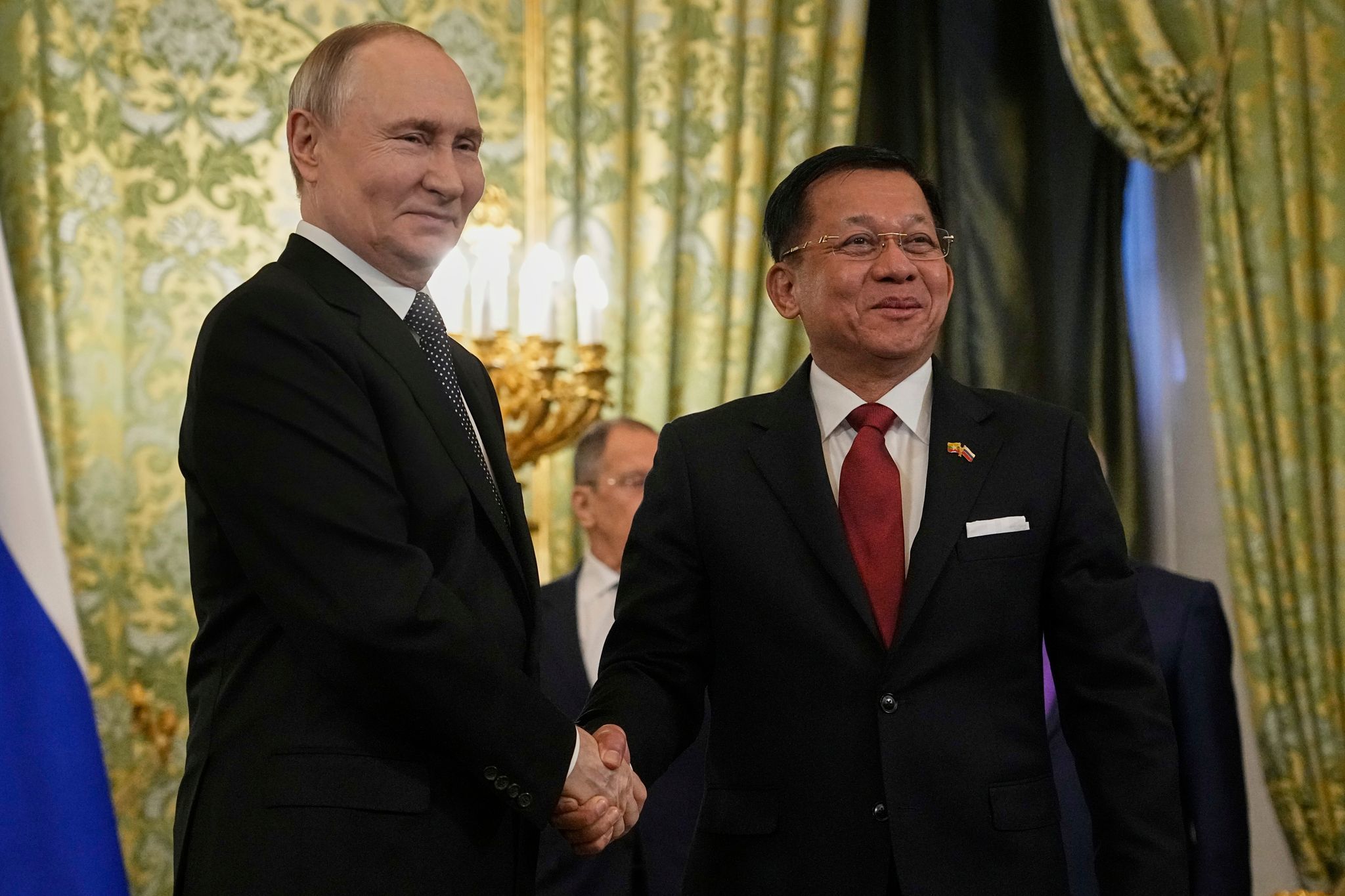 Russia and Myanmar sign nuclear deal amid growing ties - - Gamereactor