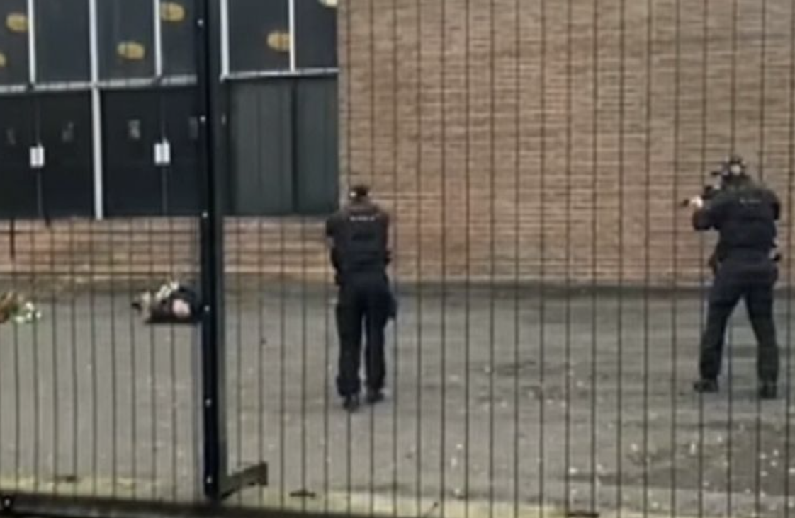 Fatal attack strikes Manchester synagogue on Yom Kippur - - Gamereactor