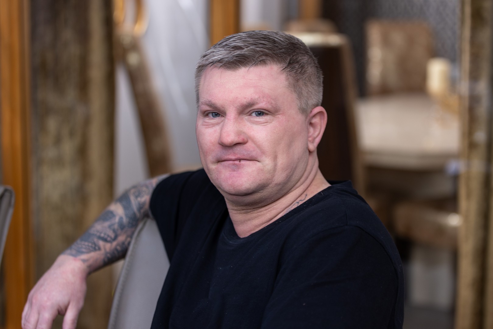 Professional boxer Ricky Hatton announces his return to the ring aged ...