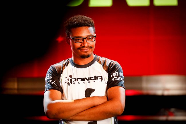 Punk wins the West Coast Warzone SFV event - Street Fighter V - Gamereactor